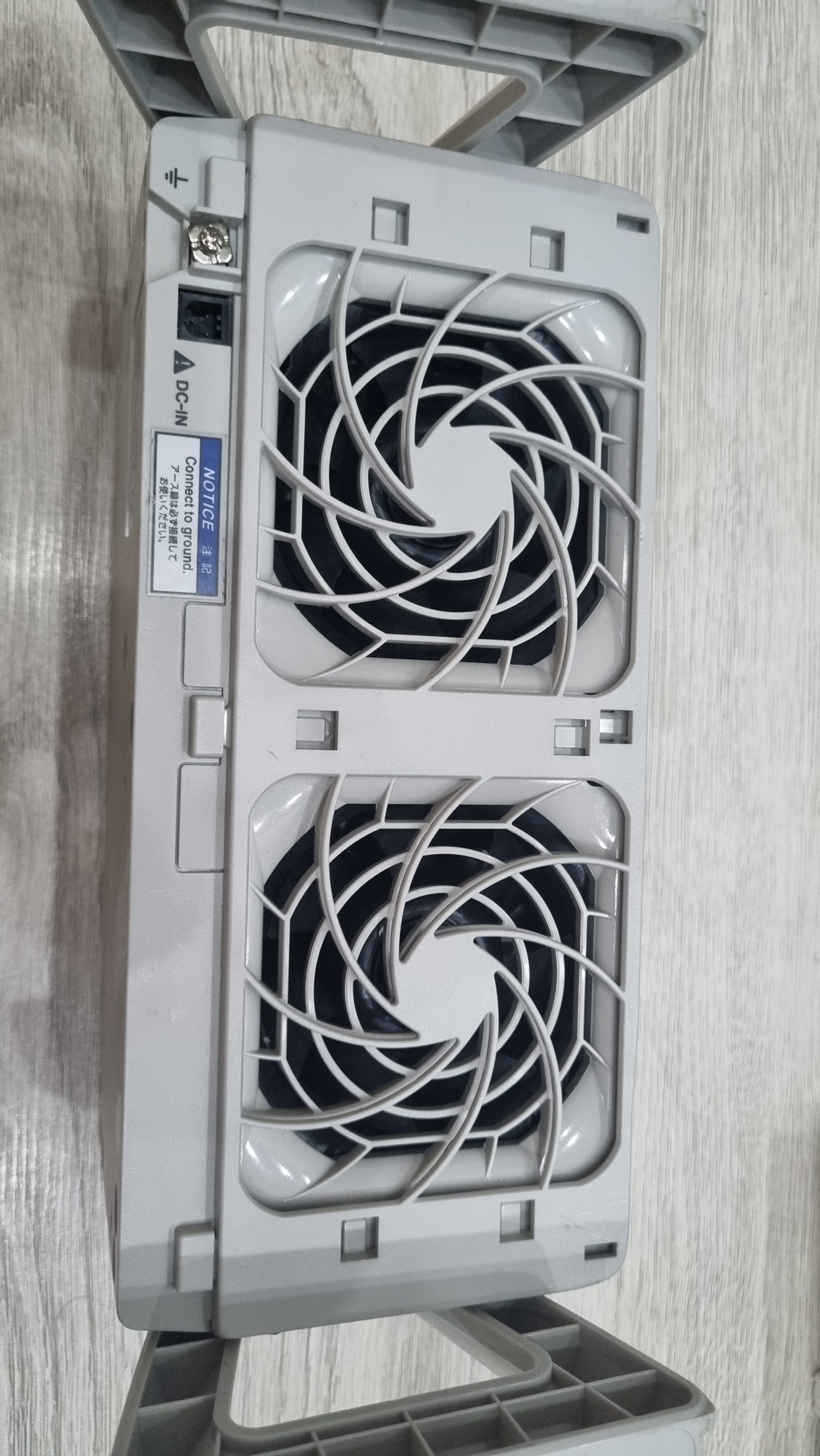 Keyence electrostatic eleminator SJ-F2000 - Industrijska oprema